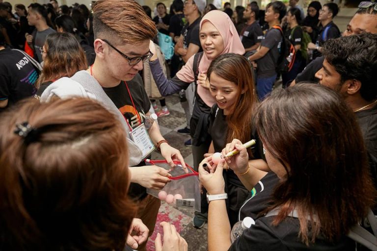 Indoor Outdoor Customizable Corporate Team Building Activities